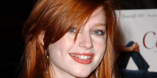 Zena Grey - Age, Family, Bio | Famous Birthdays