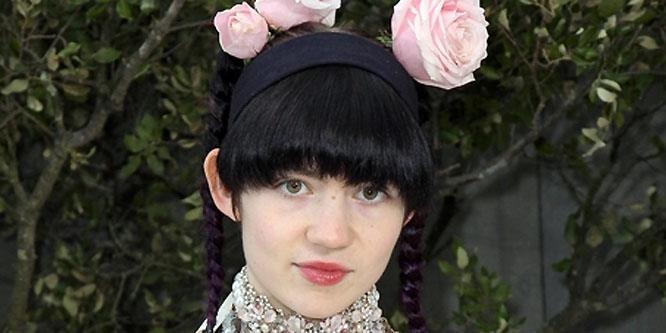 Grimes - Age, Family, Bio | Famous Birthdays