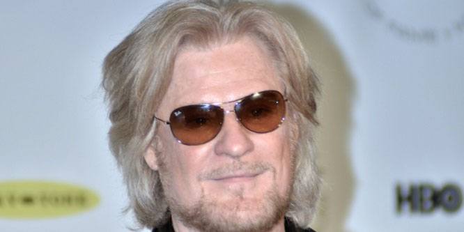 Daryl Hall - Age, Bio, Family | Famous Birthdays