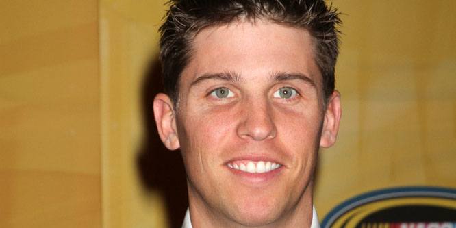 Denny Hamlin - Age, Family, Bio | Famous Birthdays