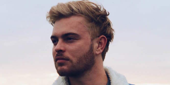 Tom Harlock - Age, Family, Bio | Famous Birthdays
