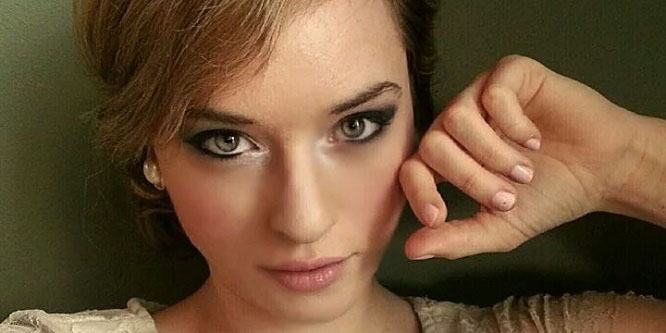 Em Harriss - Age, Bio, Family | Famous Birthdays