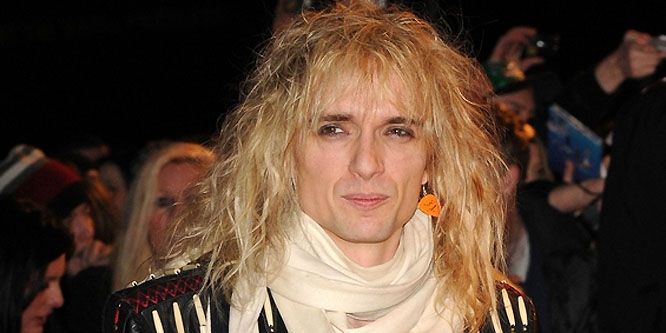 Justin Hawkins - Age, Bio, Family | Famous Birthdays