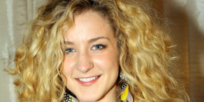 Hallee Hirsh - Age, Bio, Family | Famous Birthdays