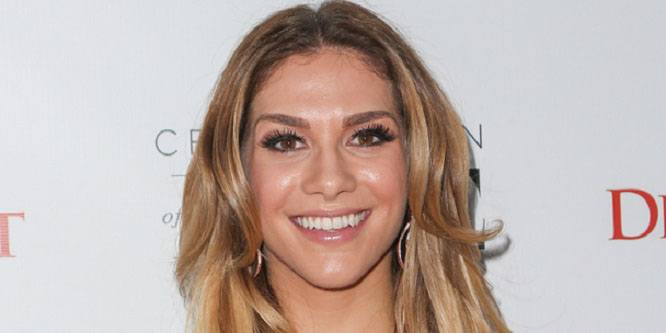 Allison Holker Boss - Age, Family, Bio | Famous Birthdays