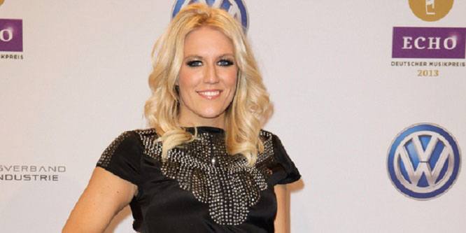 Natalie Horler - Age, Bio, Family | Famous Birthdays