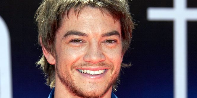 Craig Horner - Age, Family, Bio | Famous Birthdays