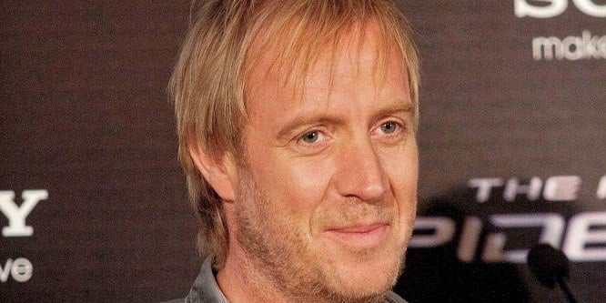Rhys Ifans - Age, Family, Bio | Famous Birthdays
