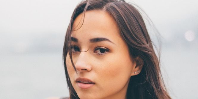 J Lou - Age, Family, Bio | Famous Birthdays