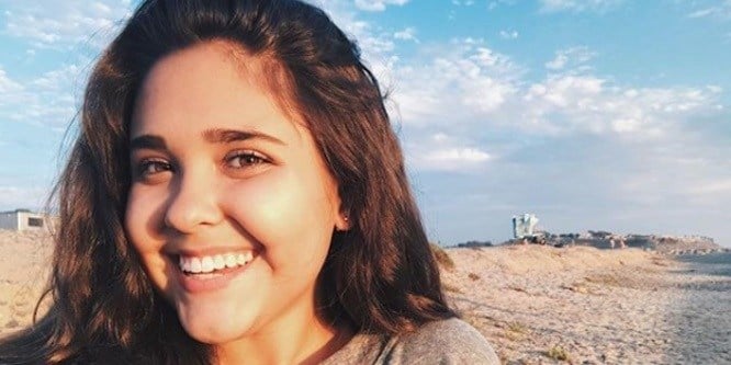 Molly Jackson - Age, Bio, Family | Famous Birthdays