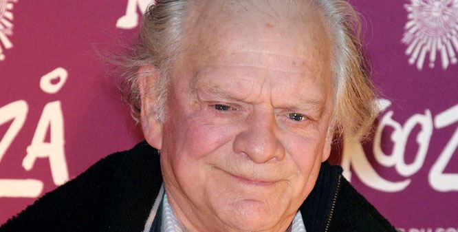 David Jason - Age, Family, Bio | Famous Birthdays