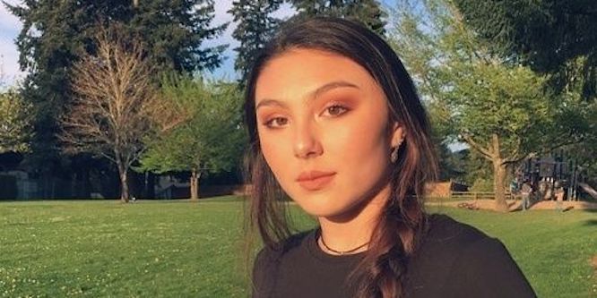 Julia Jordan - Age, Bio, Family | Famous Birthdays