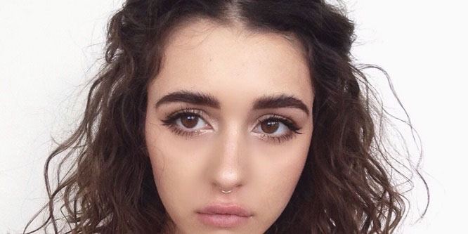 McKenna Kaelin - Age, Bio, Family | Famous Birthdays