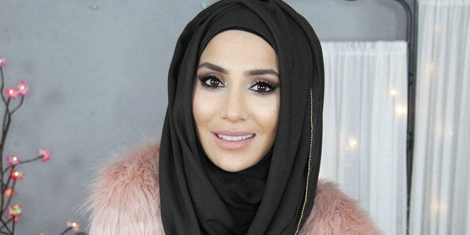 Amena Kin - Age, Bio, Family | Famous Birthdays