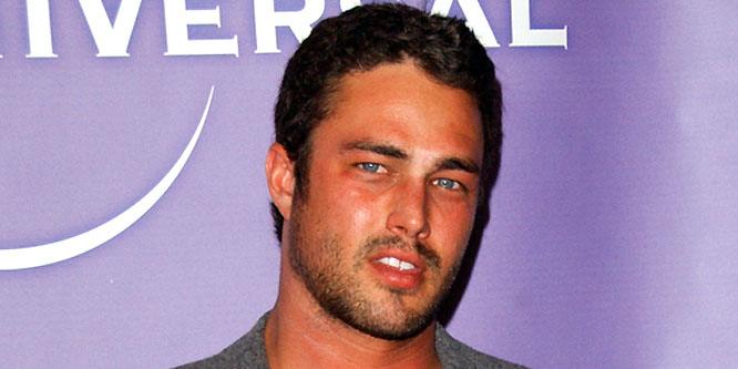 Taylor Kinney - Age, Bio, Family | Famous Birthdays