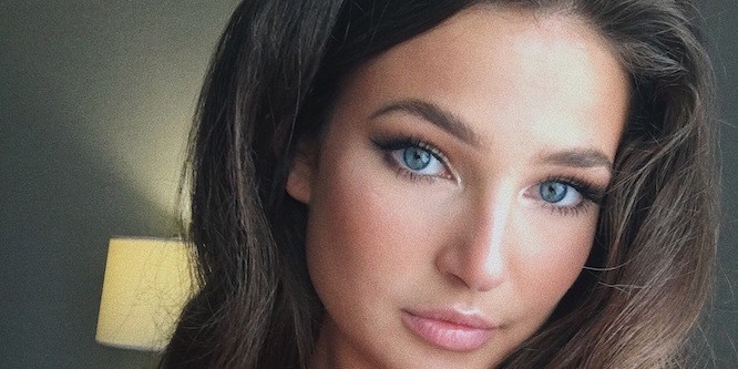 Taylor Laios Age & Bio | Famous Birthdays