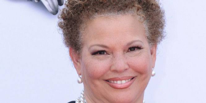 Debra L Lee - Age, Family, Bio | Famous Birthdays