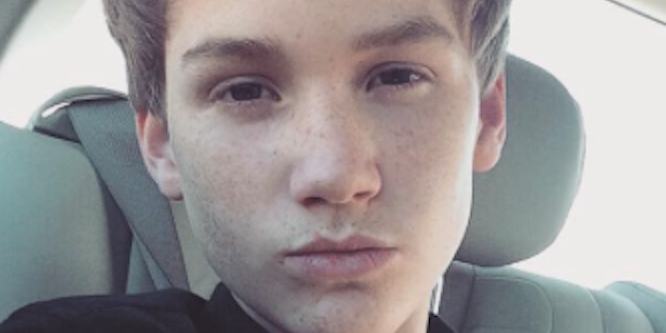 Matt Lintz - Age, Family, Bio | Famous Birthdays