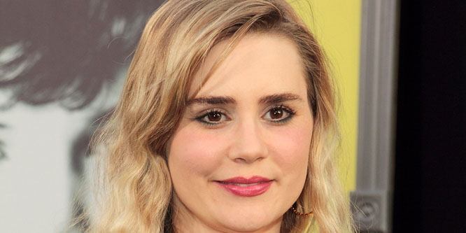 Alison Lohman - Age, Bio, Family | Famous Birthdays