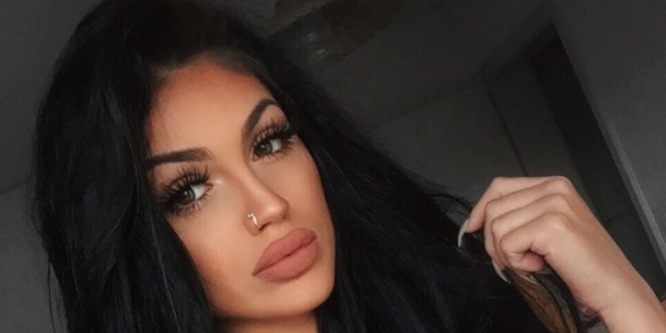 Gina Lorena - Age, Bio, Family | Famous Birthdays