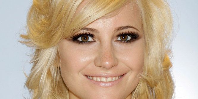 Pixie Lott - Age, Bio, Family | Famous Birthdays