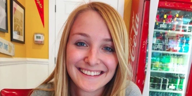 LovingLaurenX - Age, Bio, Family | Famous Birthdays