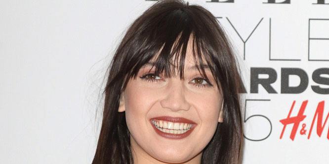 Daisy Lowe - Age, Family, Bio | Famous Birthdays
