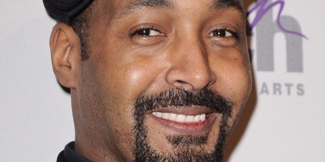Jesse L. Martin - Age, Bio, Family | Famous Birthdays