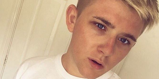 Nicholas McDonald - Age, Family, Bio | Famous Birthdays