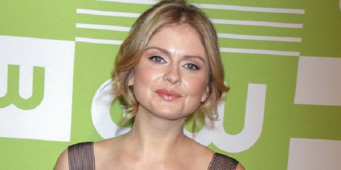 Rose McIver - Age, Bio, Family | Famous Birthdays