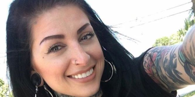 Ashley Mcmullen - Age, Family, Bio | Famous Birthdays