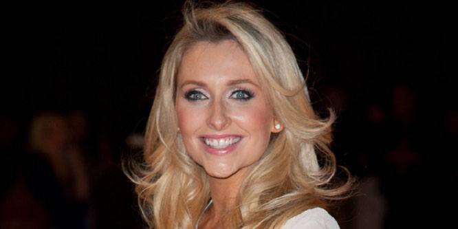 Gemma Merna - Age, Bio, Family | Famous Birthdays