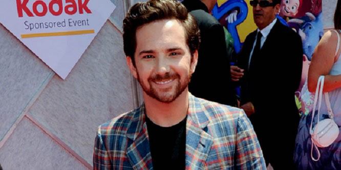 John Morris - Age, Family, Bio | Famous Birthdays