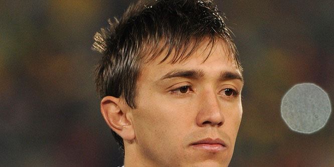 Fernando Muslera - Age, Bio, Family | Famous Birthdays