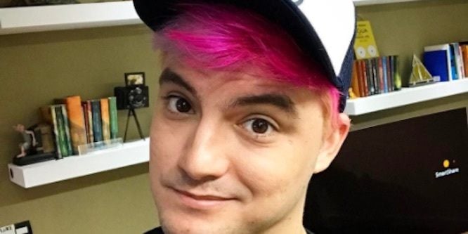 Felipe Neto - Age, Family, Bio | Famous Birthdays