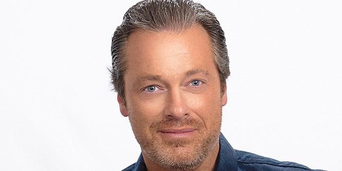 Todd Newton - Age, Bio, Family | Famous Birthdays