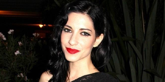 Lisa Origliasso - Age, Bio, Family | Famous Birthdays