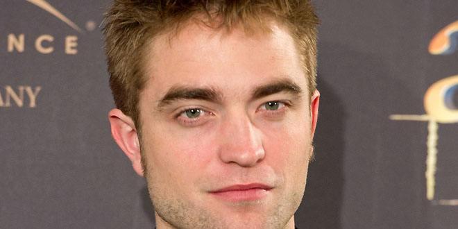 Robert Pattinson Age, Bio, Family | Famous Birthdays