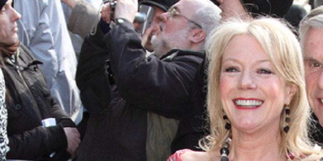 Helen Pearson - Age, Bio, Family | Famous Birthdays