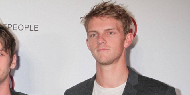 Mark Pontius - Age, Family, Bio | Famous Birthdays