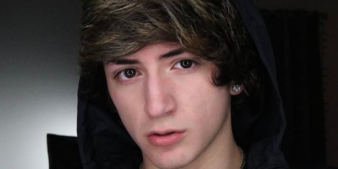 Alan Poulos - Age, Family, Bio | Famous Birthdays