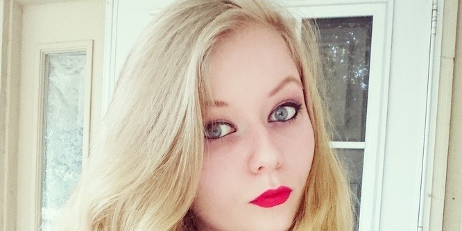 Purrluna - Age, Bio, Family | Famous Birthdays