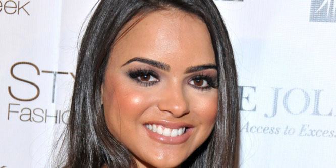 Lisa Ramos - Age, Bio, Family | Famous Birthdays