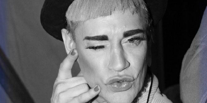 Richie Rich (Fashion Designer) - Age, Family, Bio | Famous Birthdays