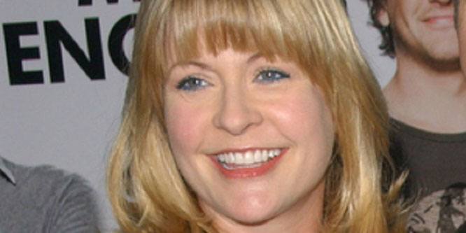 Jenny Robertson - Age, Bio, Family | Famous Birthdays