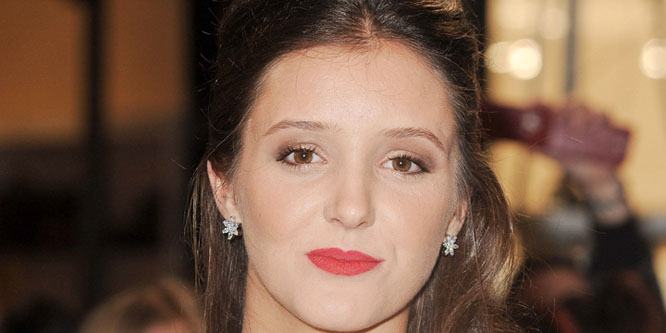 Laura Robson - Age, Family, Bio | Famous Birthdays