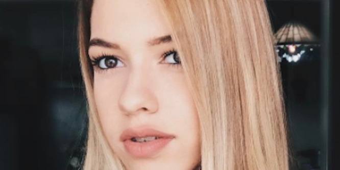 Deborah Ruiz - Age, Bio, Family | Famous Birthdays