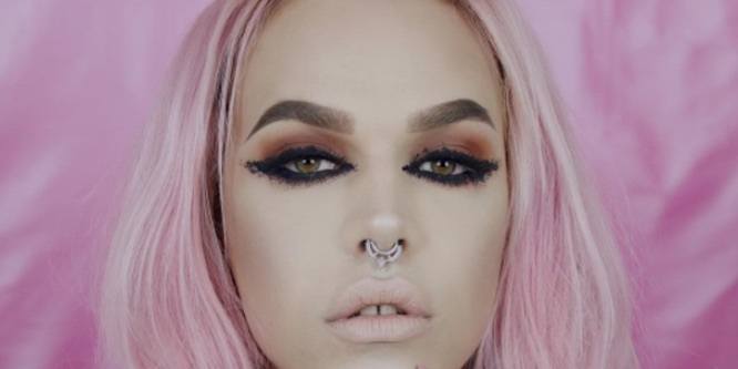 Saline Simon - Age, Family, Bio | Famous Birthdays