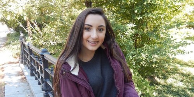 Alexis Simone - Age, Family, Bio | Famous Birthdays