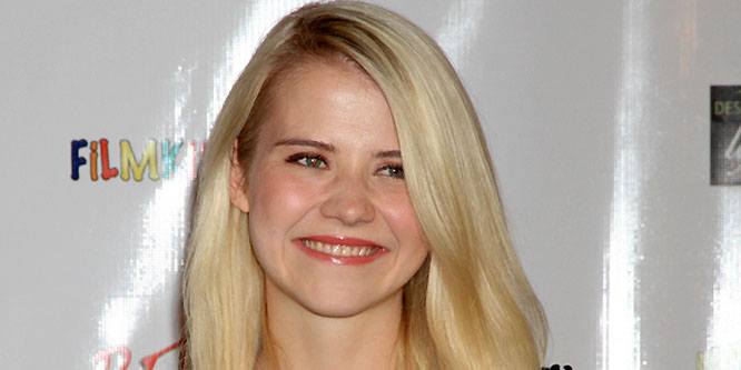 Elizabeth Smart - Age, Bio, Family | Famous Birthdays